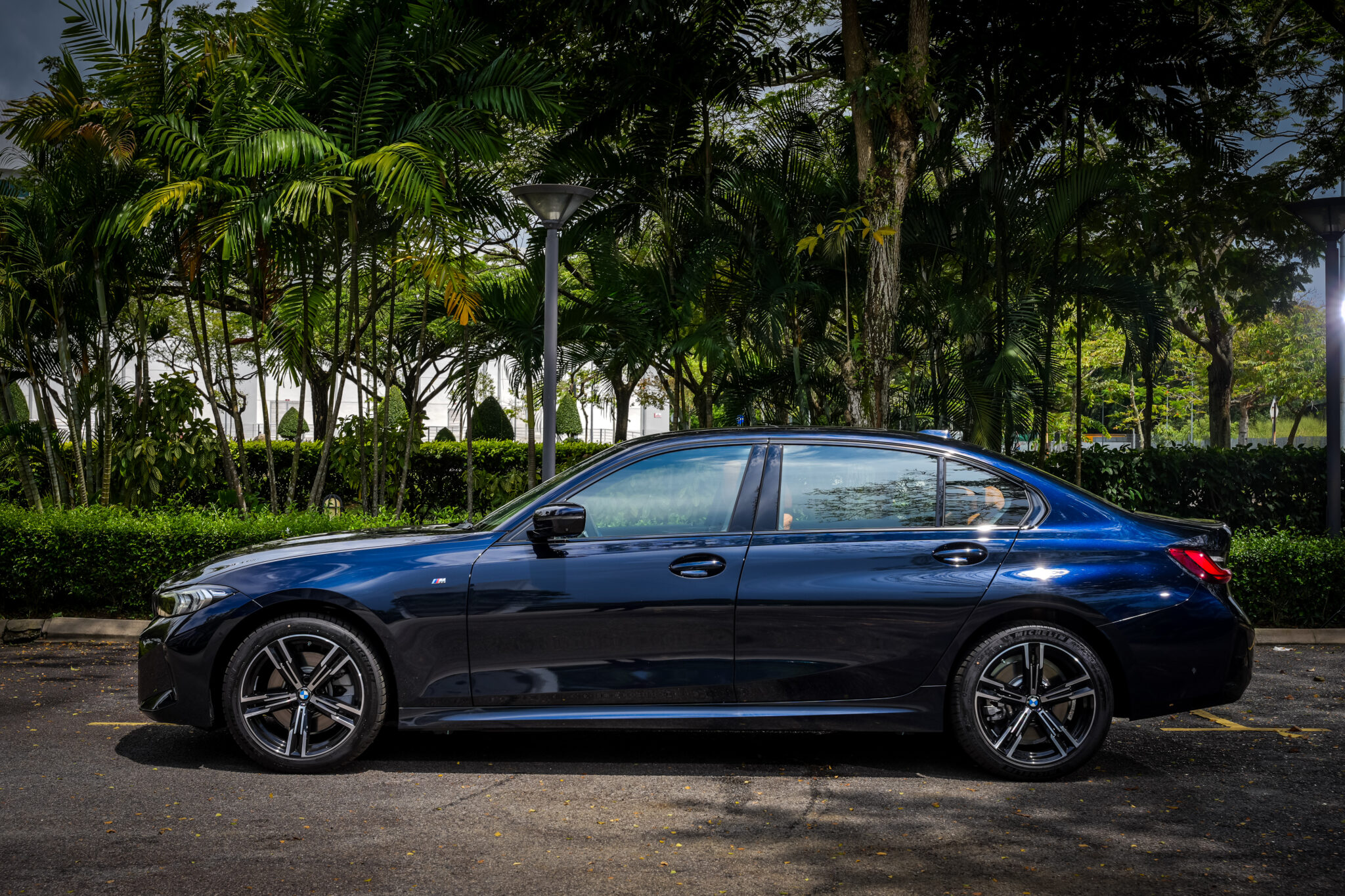 BMW Malaysia Unveils the New BMW 330Li M Sport at Malaysia Autoshow ...
