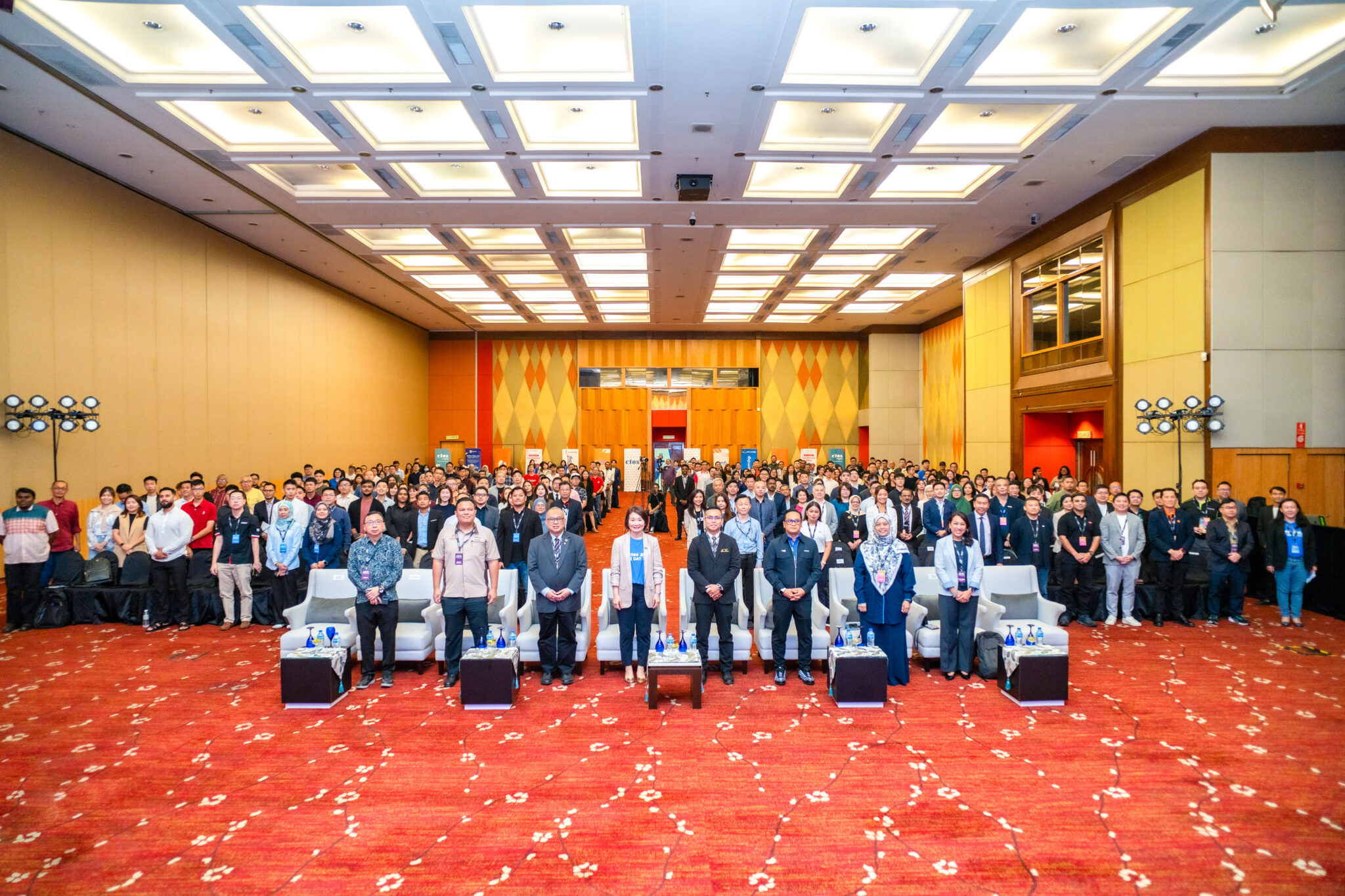CTOS SME Biz Day 2025 Ignites Digital Growth for Johor's SMEs Amid ...