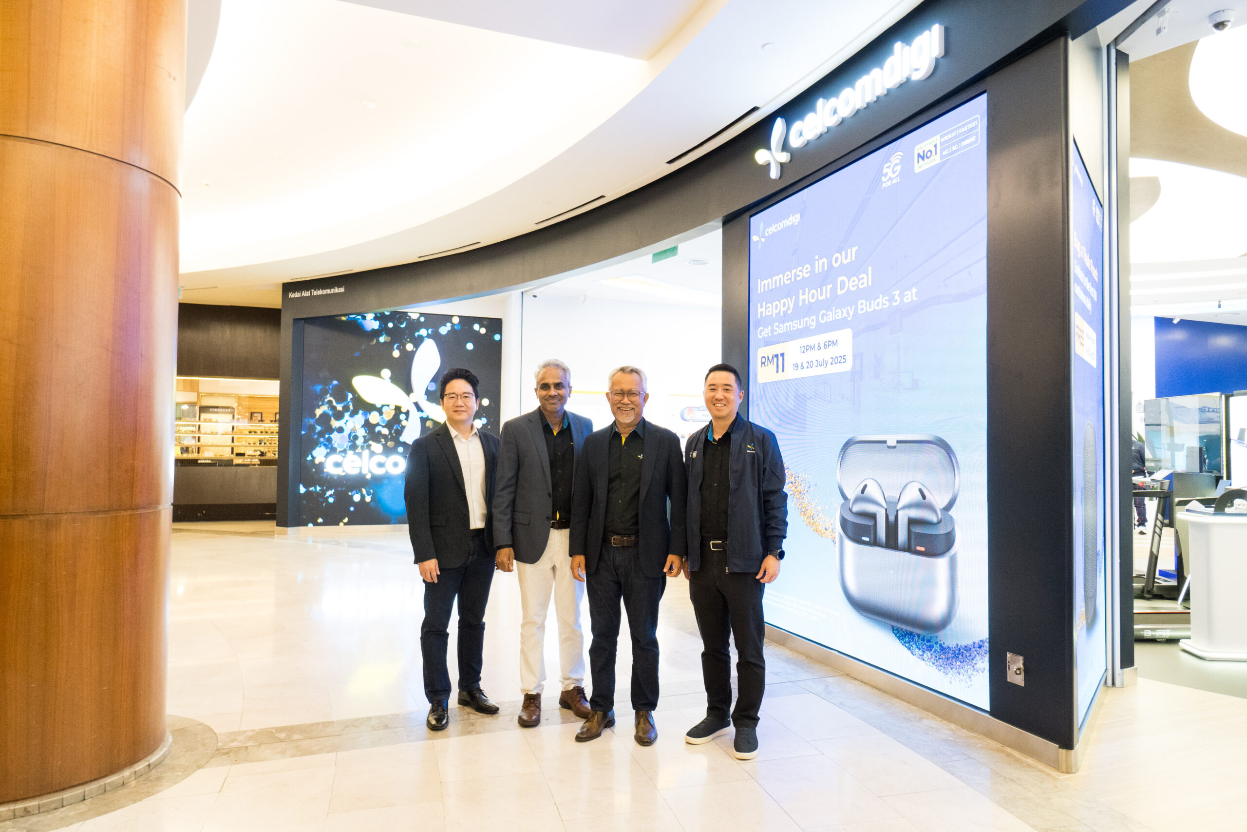 CelcomDigi Launches Experiential Flagship Store ‘Life’ to Redefine ...