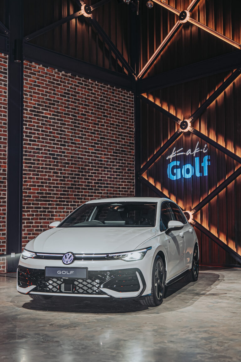 Volkswagen Malaysia Launches the New Golf R-Line and New Golf GTI ...